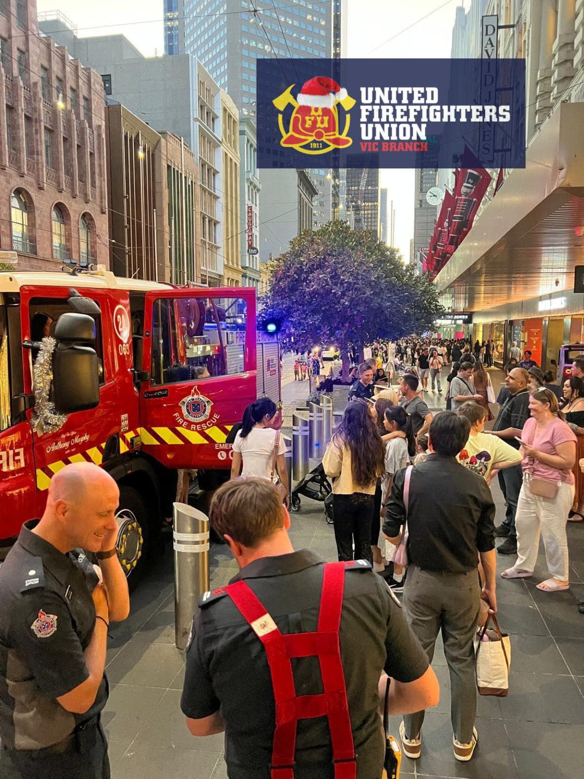 UFU Members spreading Good Cheer every night at the Myer Windows ...